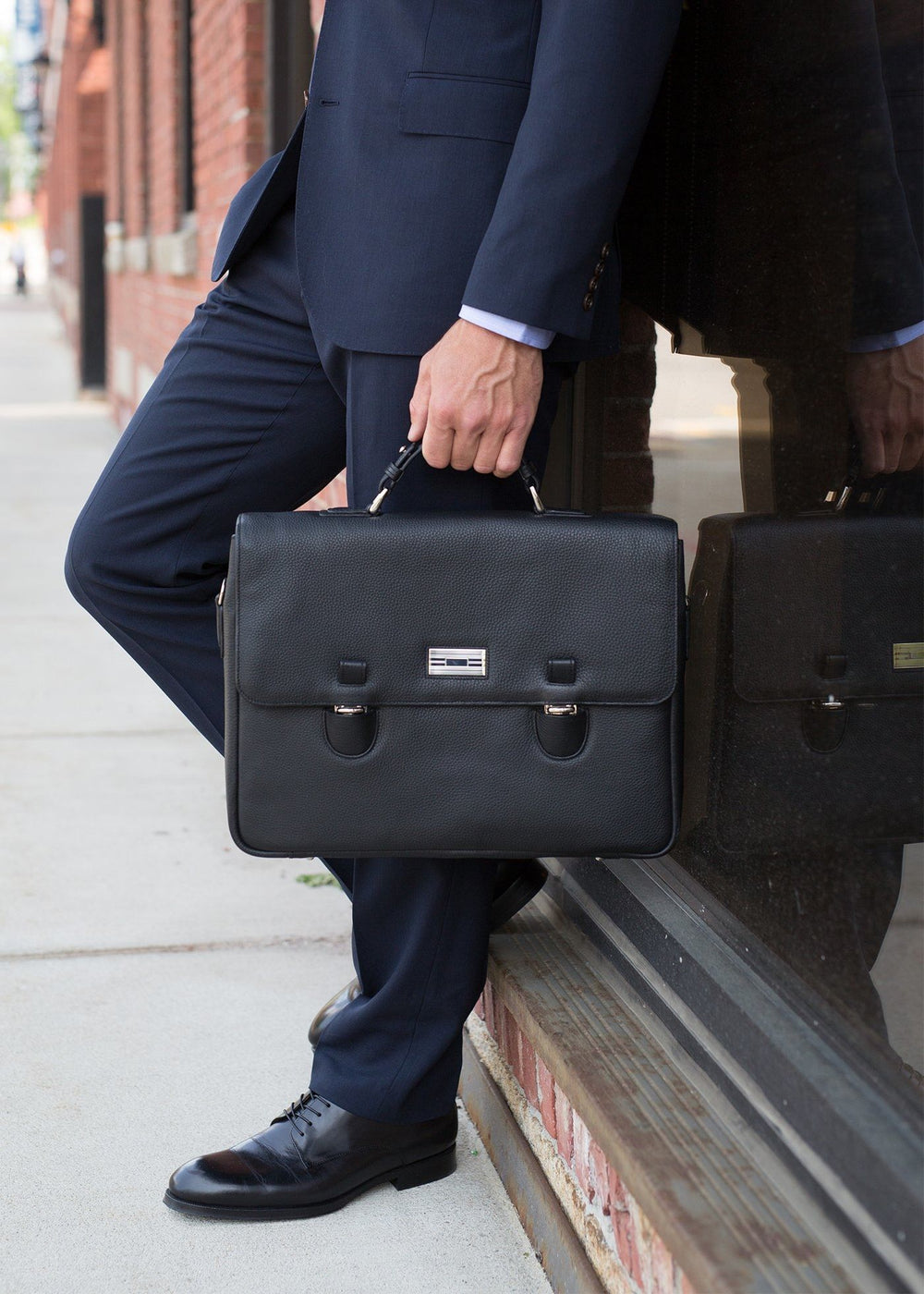Hudson Tuck-Lock Attache in Black Leather | Darby Scott
